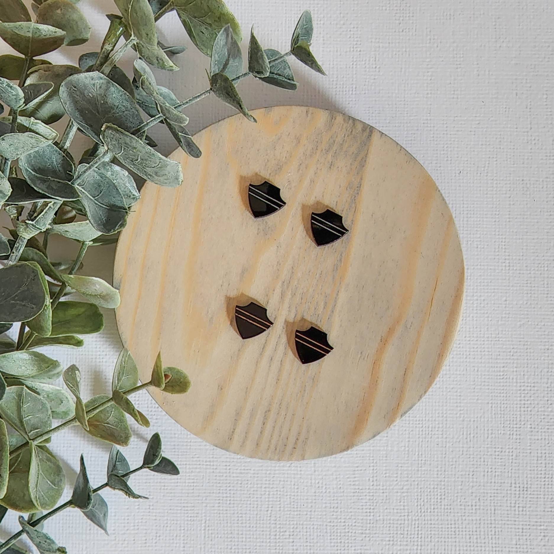 Mae Studs – Complementary